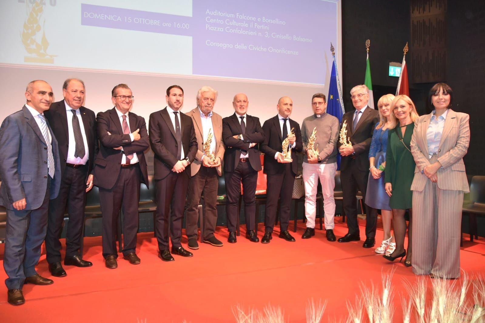 La Spiga d’Oro a Padre Mario Ghezzi - Decanato di Cinisello Balsamo